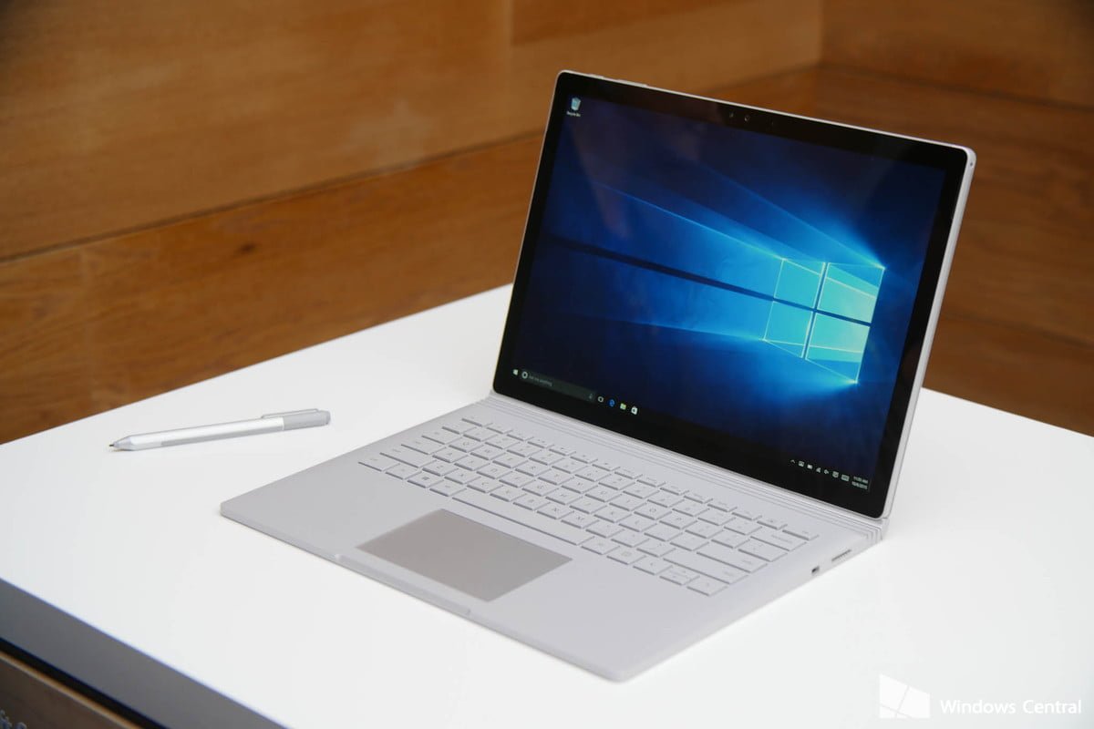 Microsoft commercialise un PC sous sa marque pour la première fois de ...