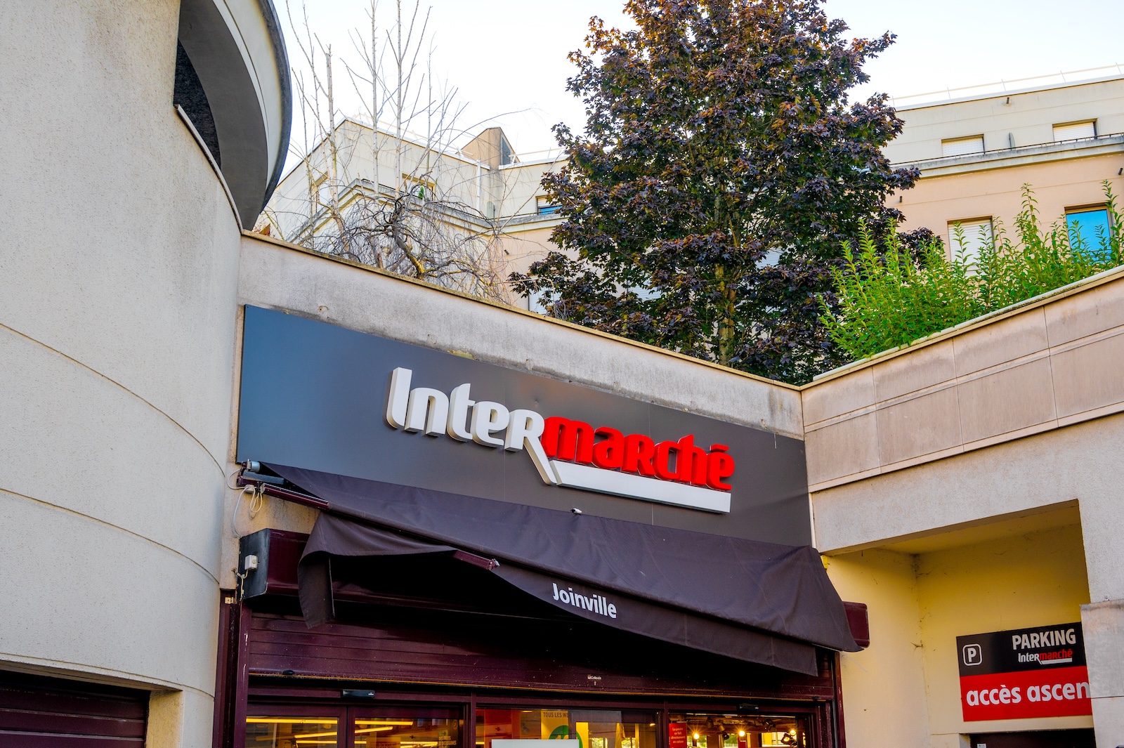 Intermarché : 680 emplois seraient menacés par la fermeture de trente ...