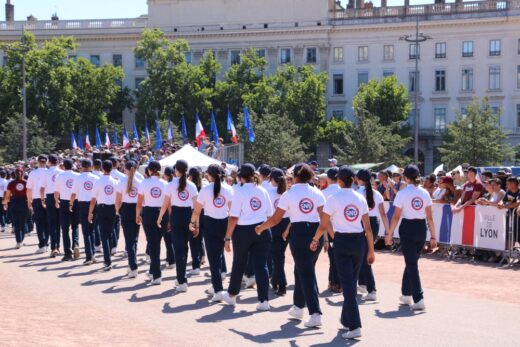 Service militaire obligatoire : un retour à 15 milliards d’euros par an