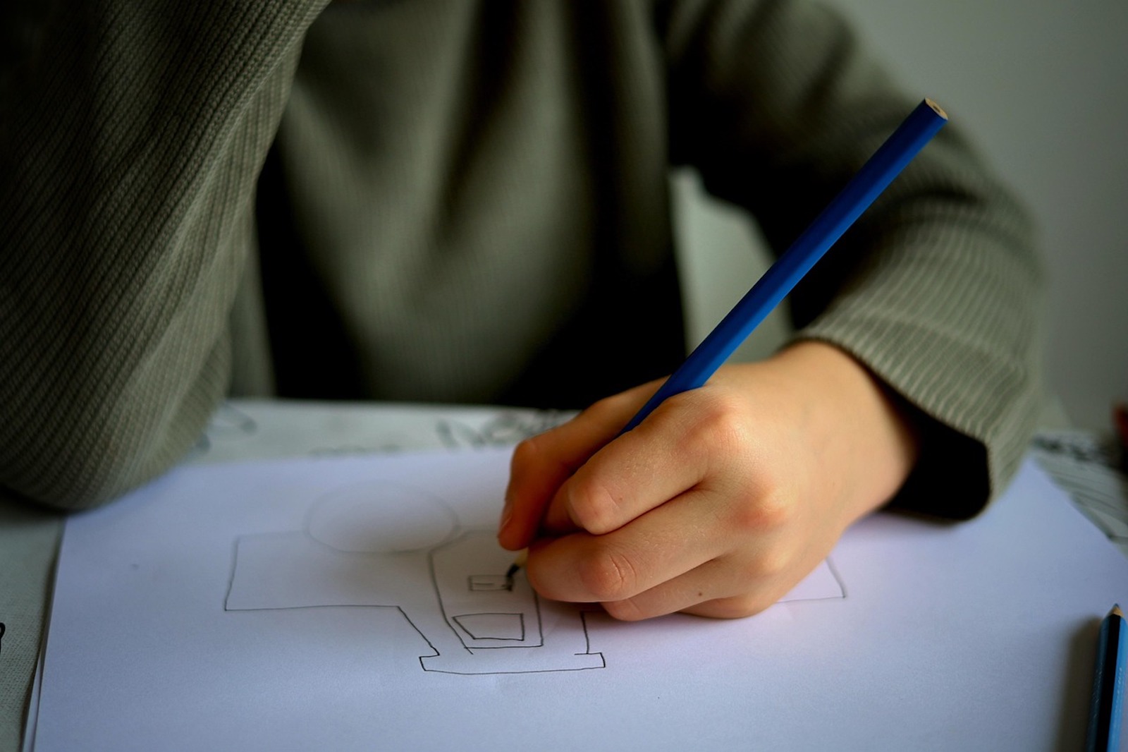 Éducation : le budget 2026 prévoit la suppression de 4 000 postes d ...