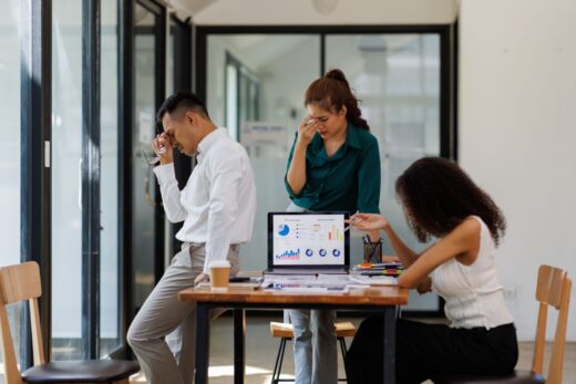 Capgemini va supprimer 2 400 emplois en France : l’IA accélère une ...