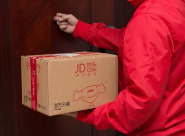 E-commerce : le géant chinois JD.com lance Joybuy en France